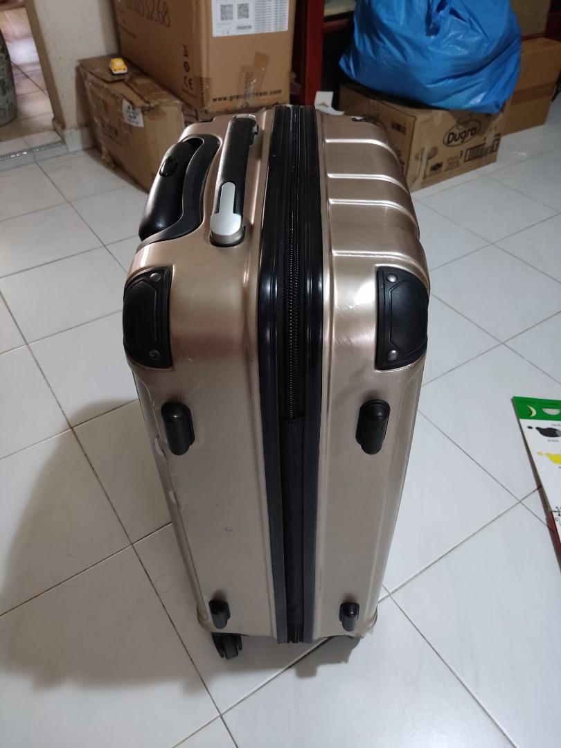 Gold Carpisa 26" Hardcase Luggage suitcase, Hobbies & Toys, Travel ...