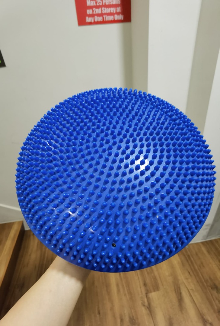 Gym equipment: Balancing tool, Sports Equipment, Sports & Games, Racket ...