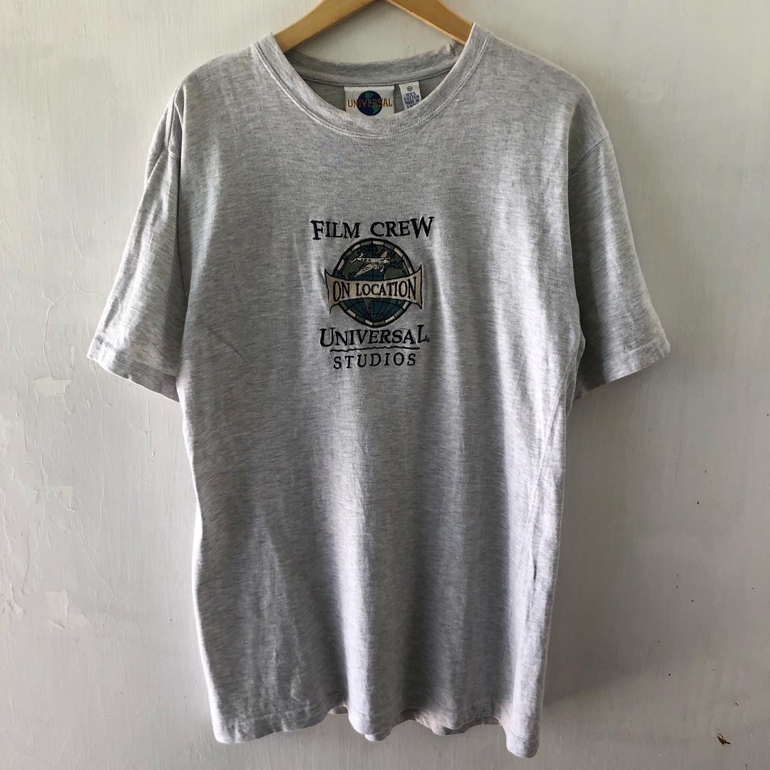 Kaos Vintage Universal Studios, Fesyen Pria, Pakaian , Atasan di Carousell