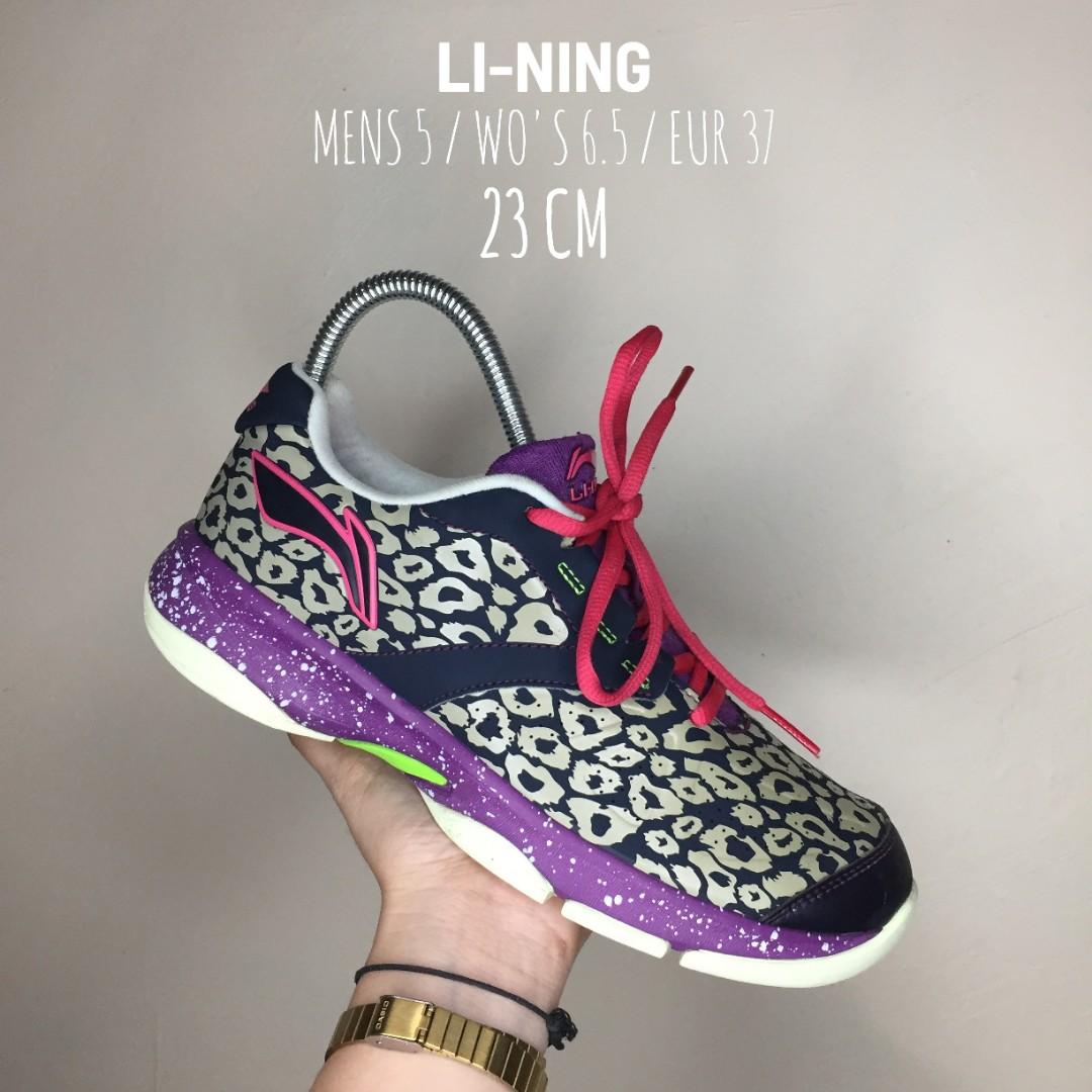 LI-NING VOLLEYBALL/BADMINTON/TENNIS SHOES, Women's Fashion, Footwear ...