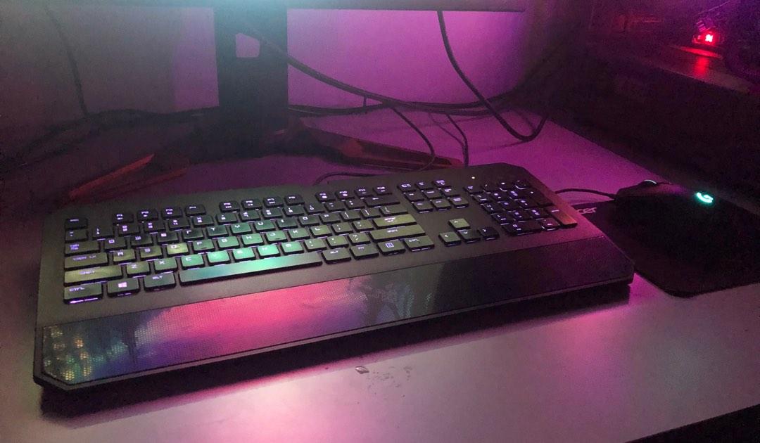 Logitech Razer Keyboard And Mouse Computers And Tech Parts And Accessories Computer Keyboard On