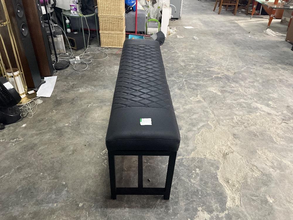 Long Seater Leather Bench Black Colour / Bangku Kulit Tempat Duduk ...