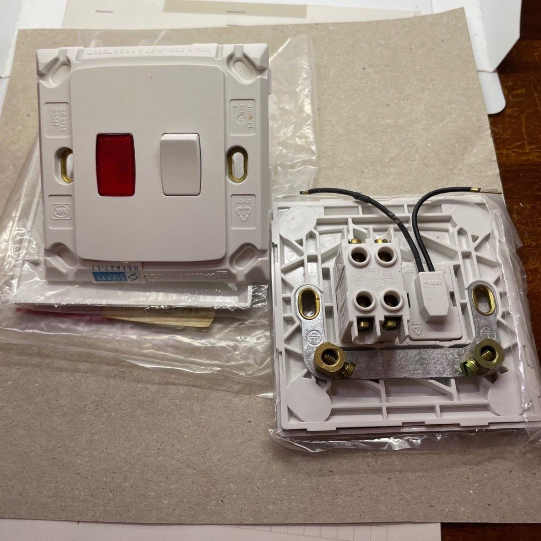 MK switch with LED new Made in UK set of 6 , TV & Home Appliances ...