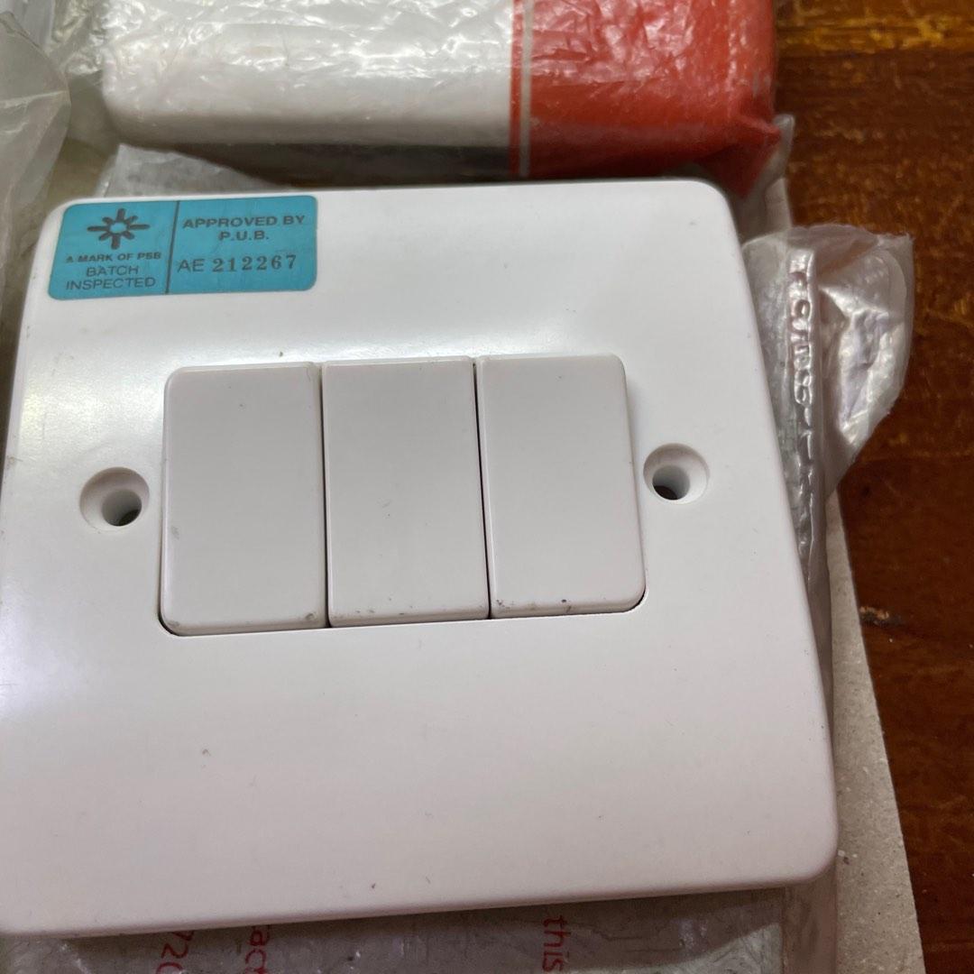 MK switch with LED new Made in UK set of 6 , TV & Home Appliances ...