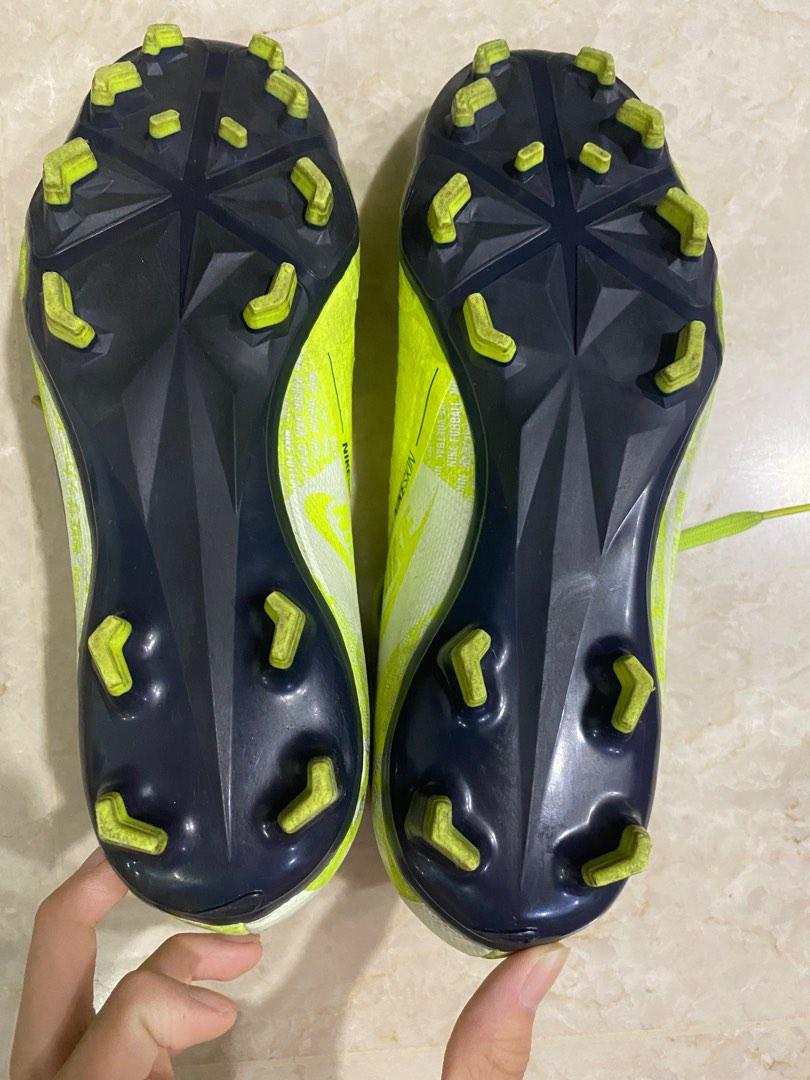 Nike phantom venom green, Sports Equipment, Sports & Games, Racket ...