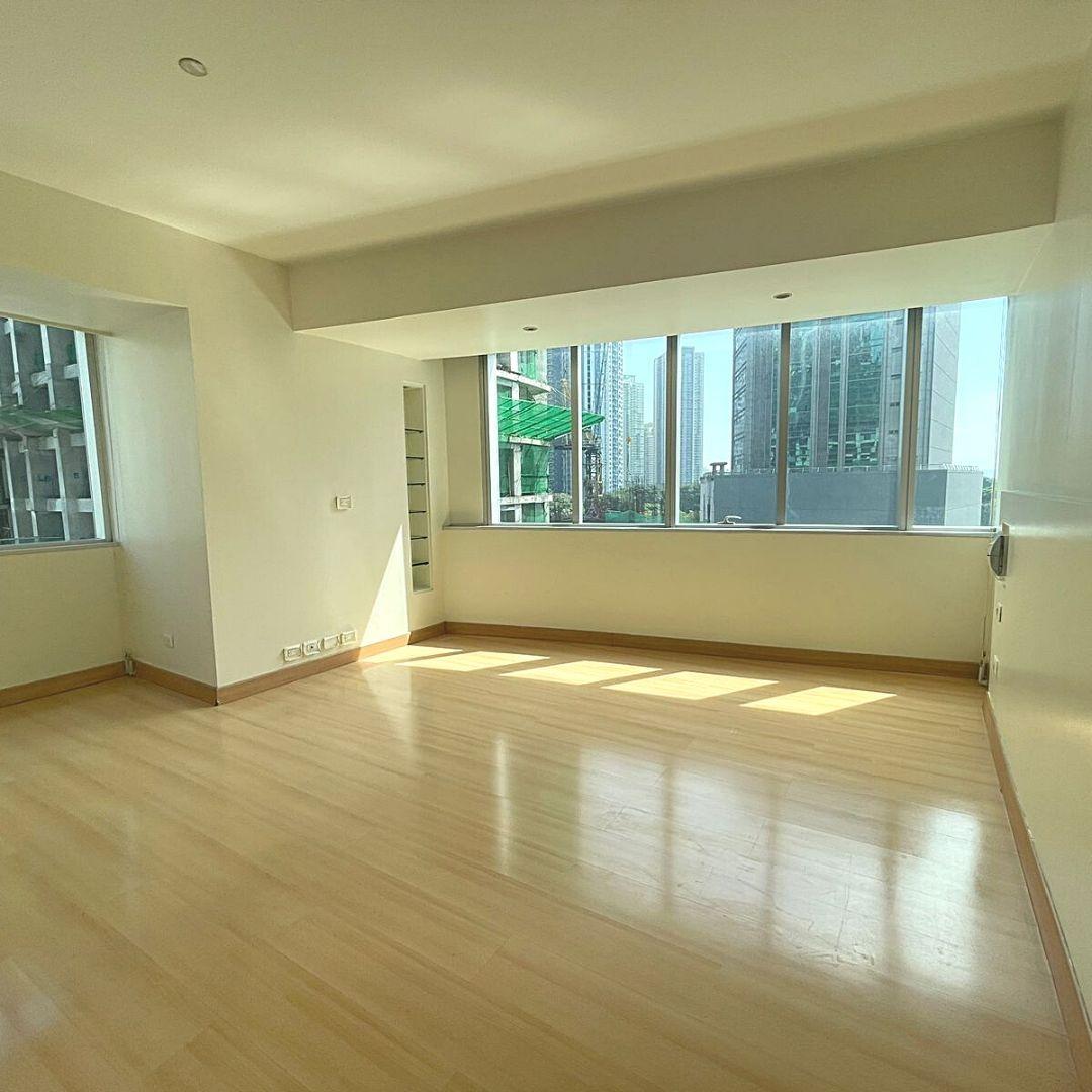 Regent Parkway Condo for Sale! BGC, Property, For Sale, Apartments ...