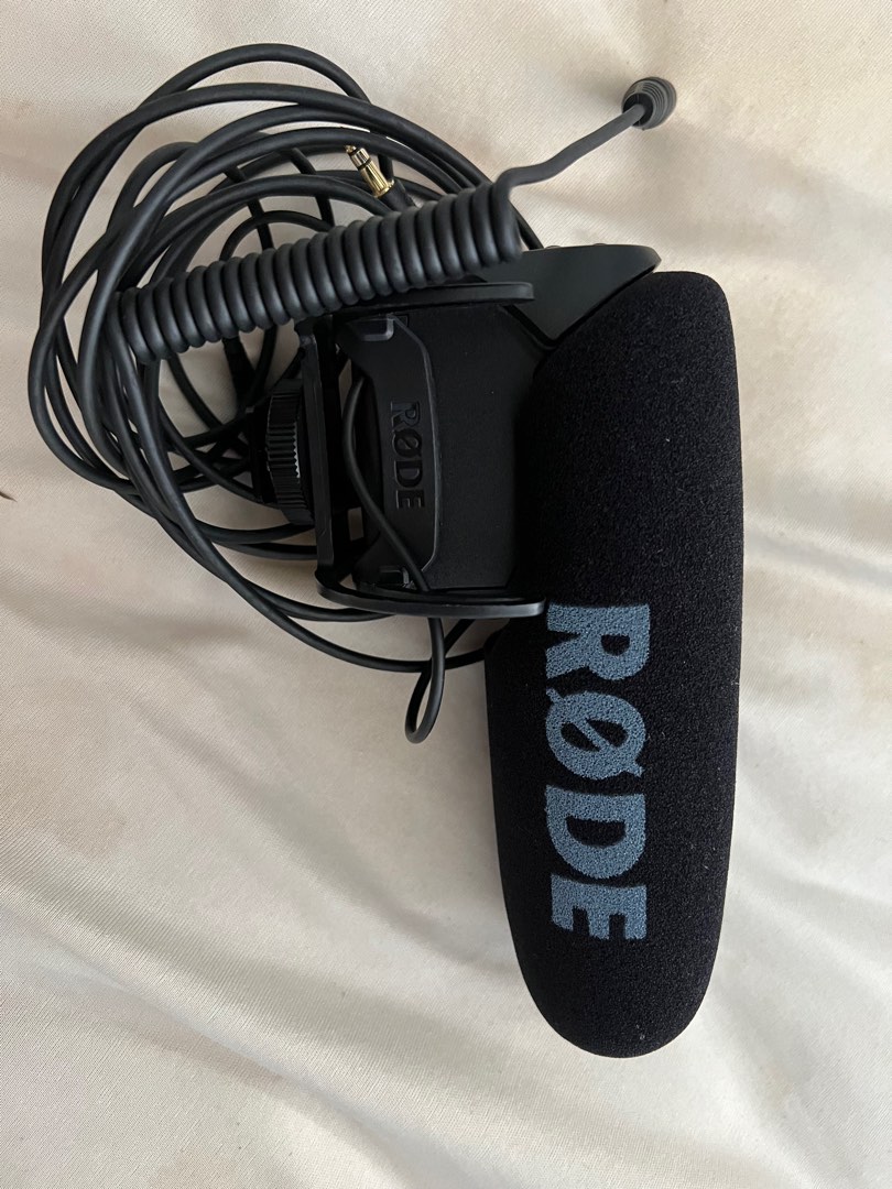 Rode Video microphone, Audio, Microphones on Carousell