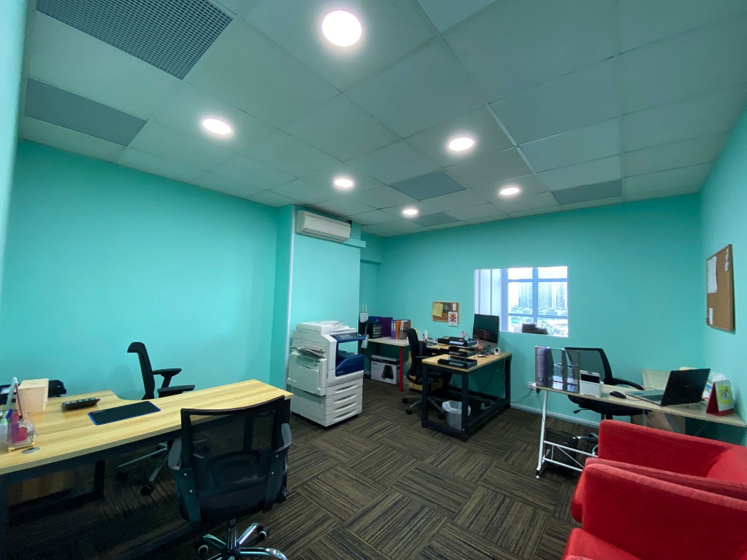 Roller Shutter Unit For Rent At Tradehub 21, Property, Rentals ...