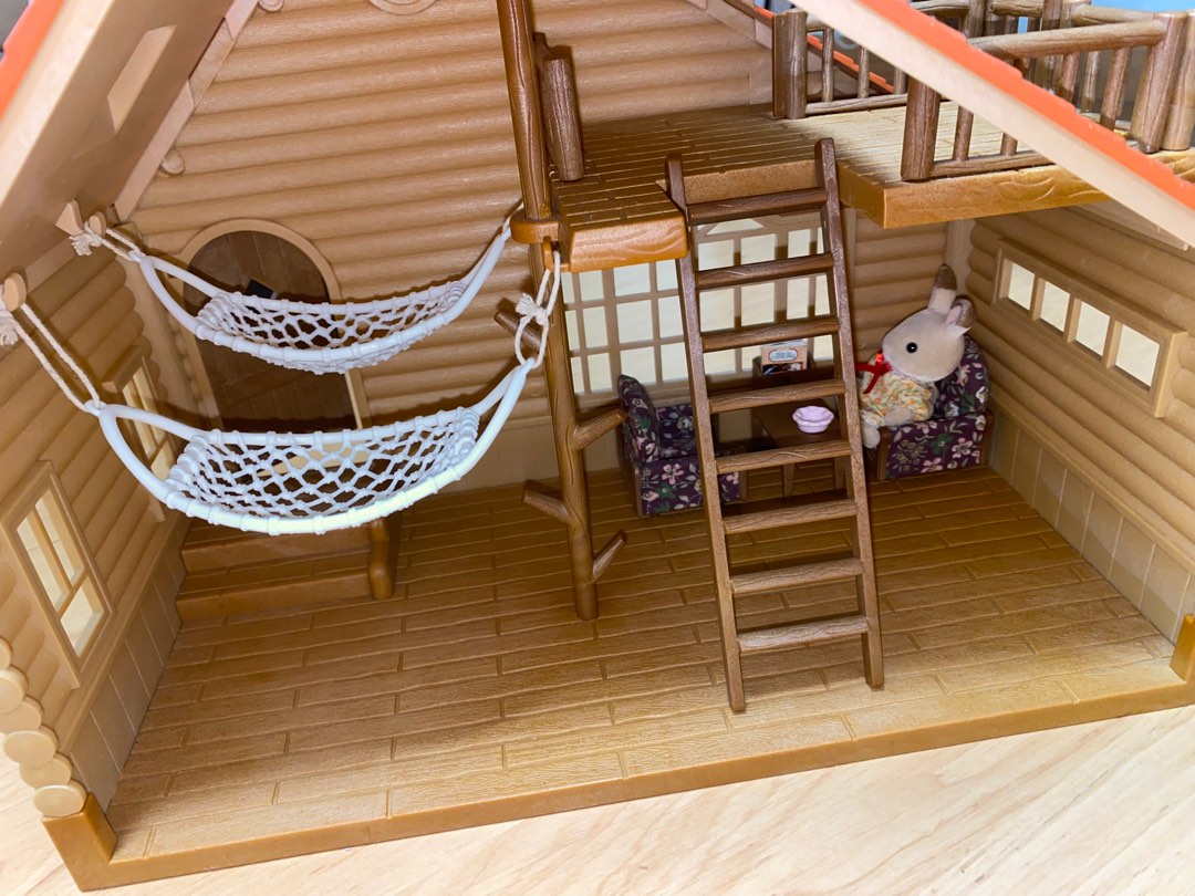 Sylvanian Families Log Cabin Gift Set, Hobbies & Toys, Toys & Games on ...