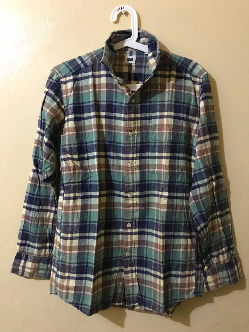 Uniqlo (M), Men's Fashion, Tops & Sets, Formal Shirts on Carousell