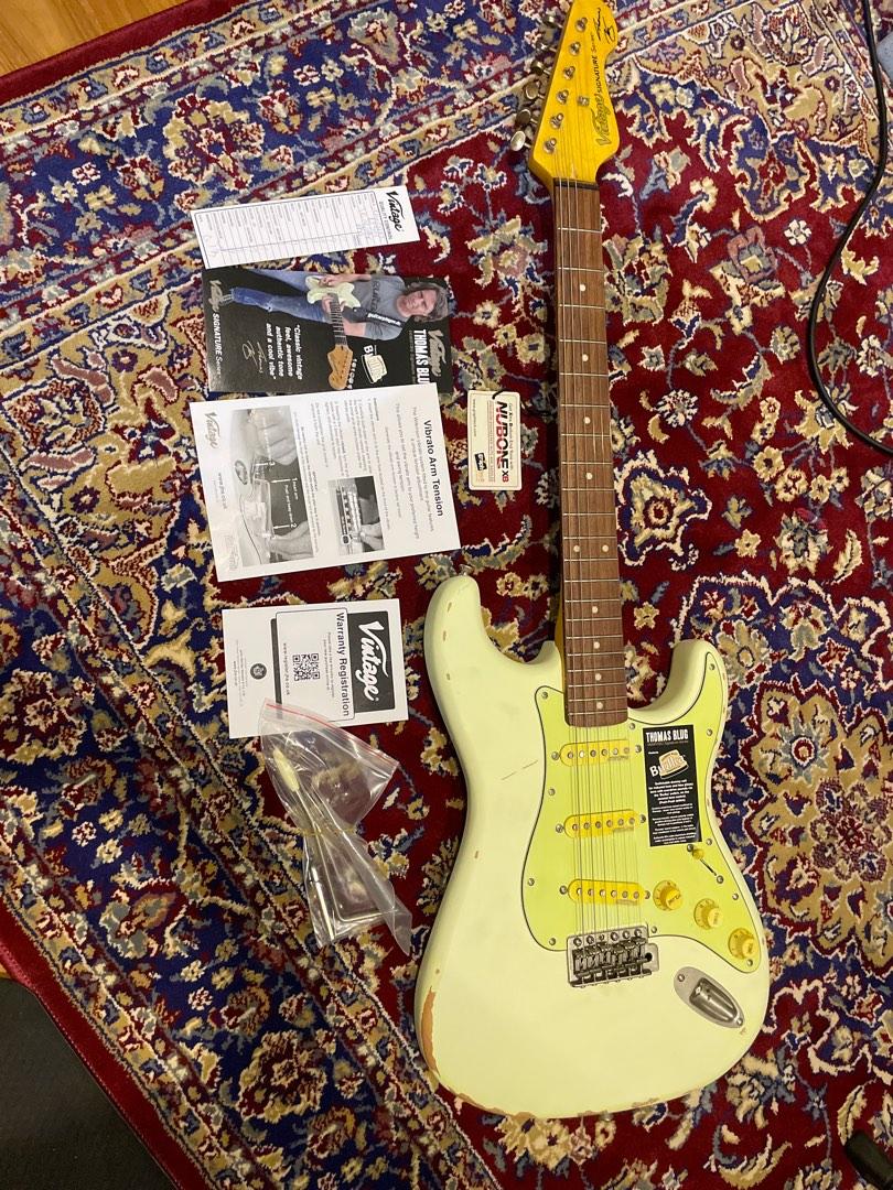 Vintage Thomas Blug Strat, Hobbies & Toys, Music & Media, Musical ...