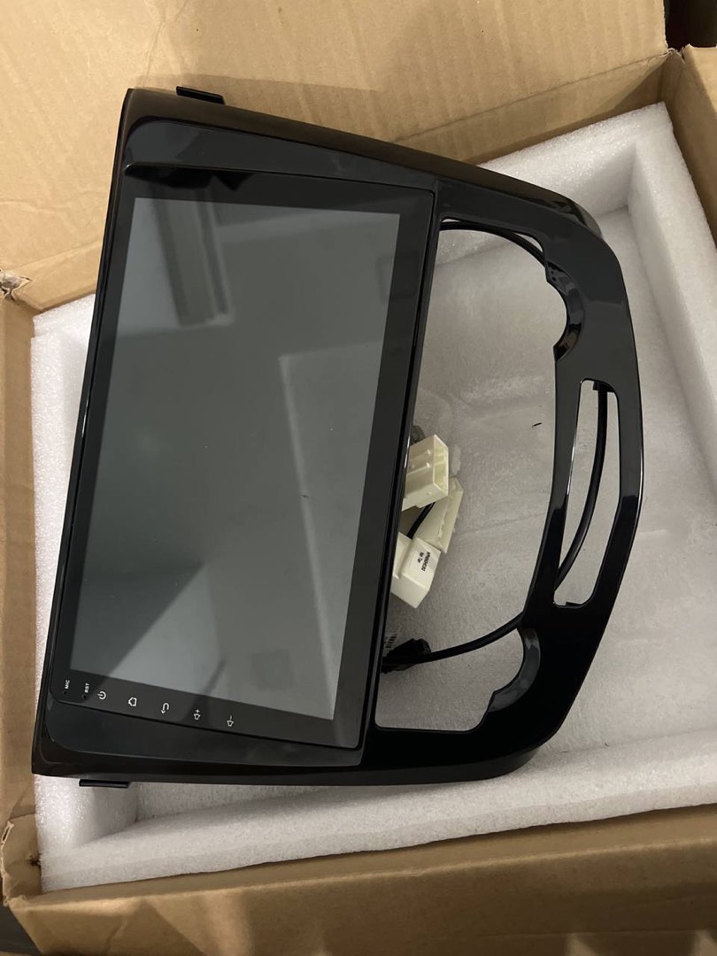 Android player with Qashqai Case, Car Accessories, Accessories on Carousell