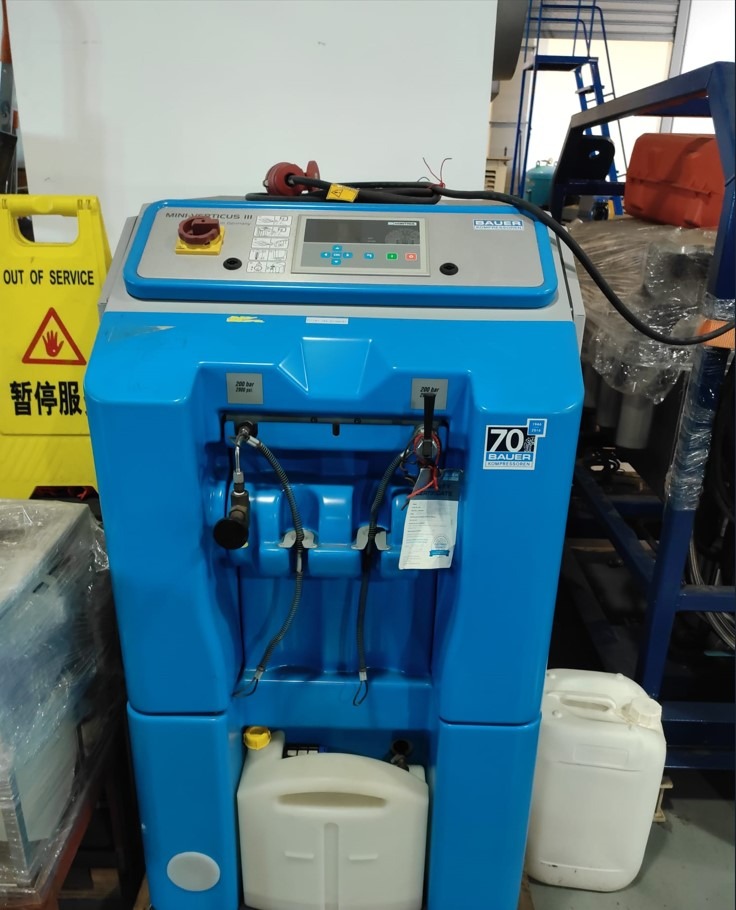 Bauer Mini Verticus 3 Air Compressor, Car Accessories, Car Workshops ...