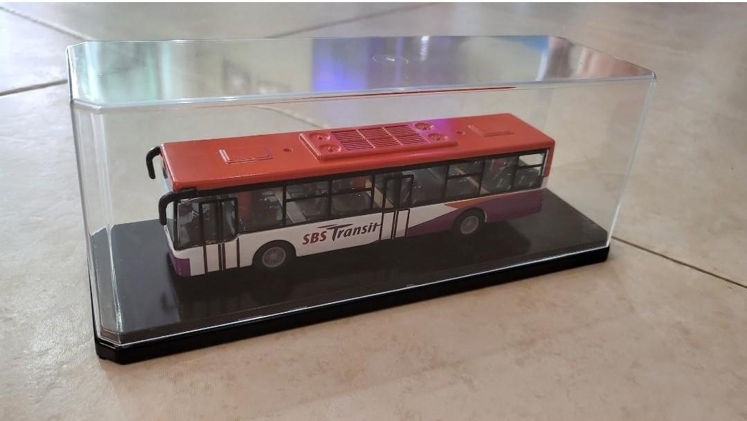 BN Singapore Bus Model Scale 1:64, Hobbies & Toys, Memorabilia ...