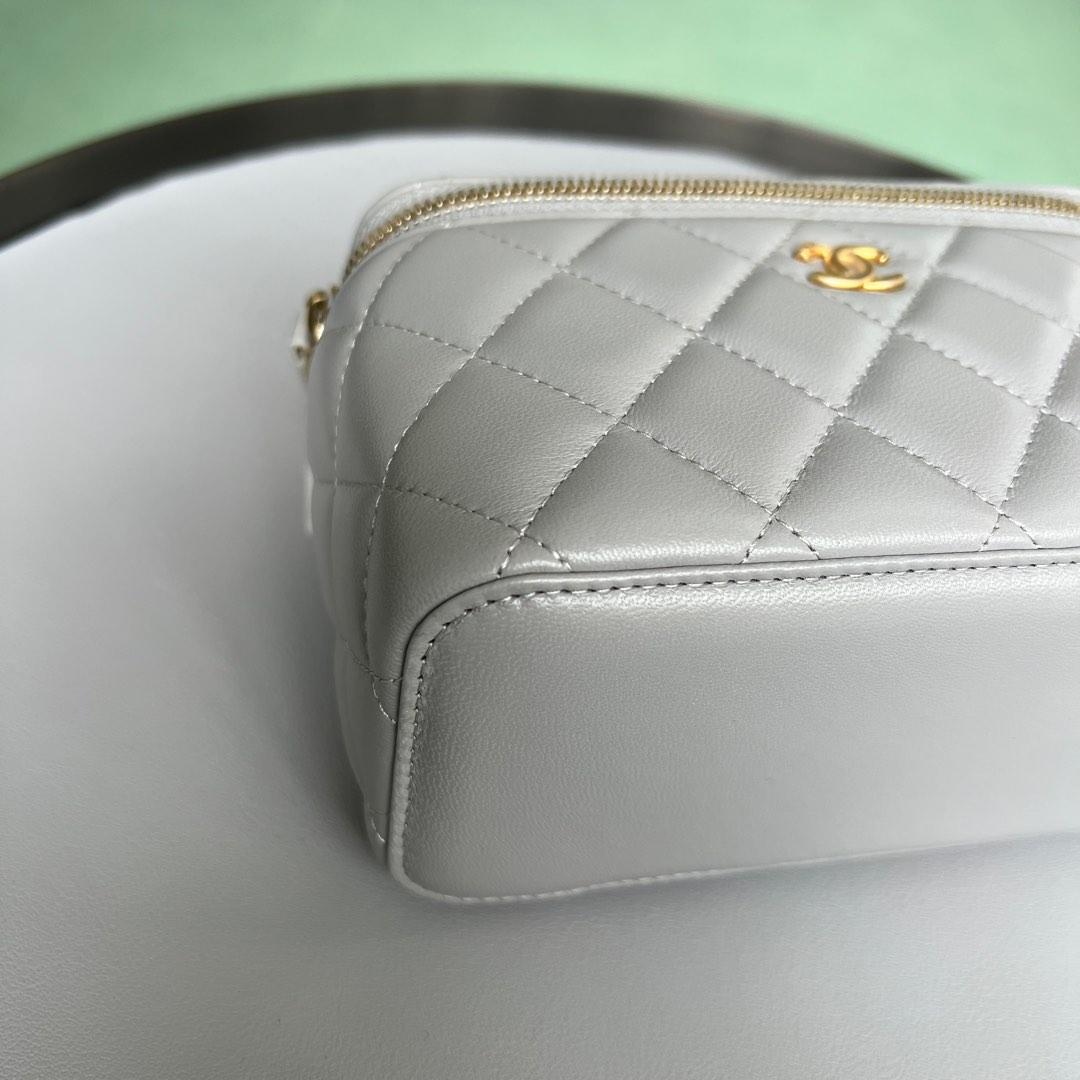 Chanel Long Vanity Pearl Crush, Luxury, Bags & Wallets on Carousell