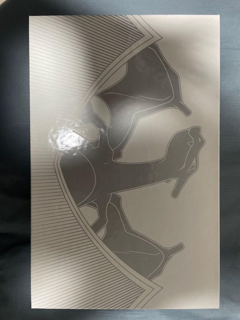 Charizard UPC Deck Sleeve and Playing Mat, Hobbies & Toys, Toys & Games ...