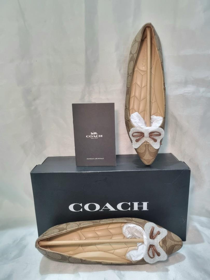 Coach Annabel Signature Ballet, Women's Fashion, Footwear, Flats ...