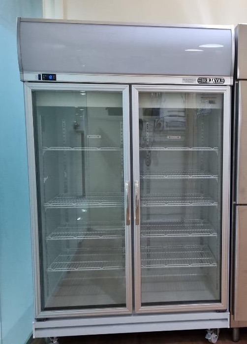 Commercial display chiller, TV & Home Appliances, Kitchen Appliances ...