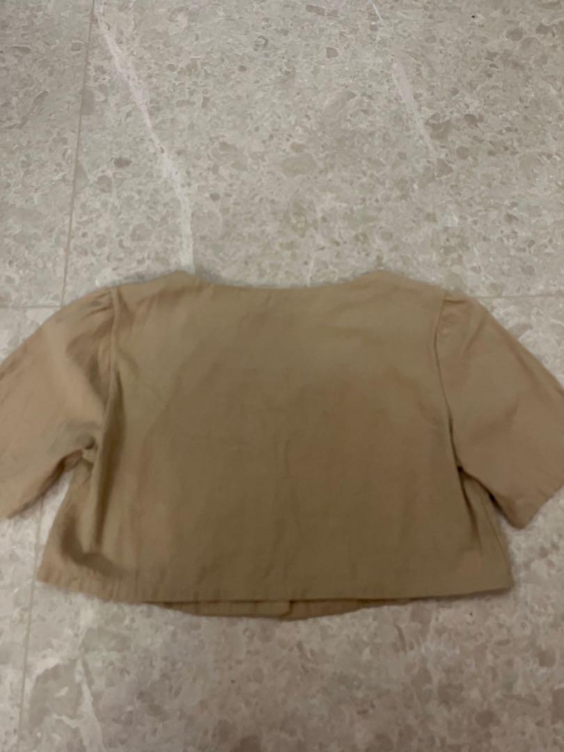 Cute Beige Crop Top, Women's Fashion, Tops, Blouses on Carousell