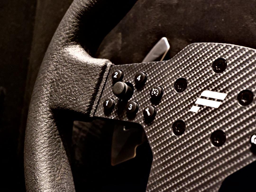 Fanatec CSL Elite P1 V2 Steering Wheel, Video Gaming, Gaming ...