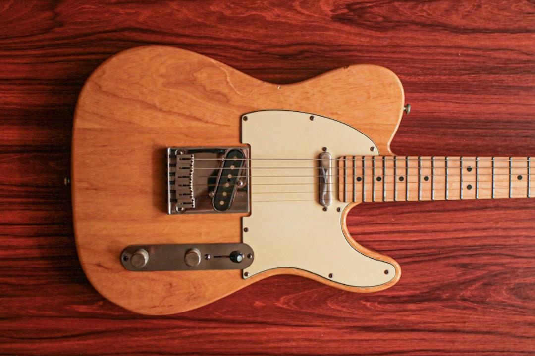 Fender American Standard Telecaster (Natural Finish), Hobbies & Toys ...