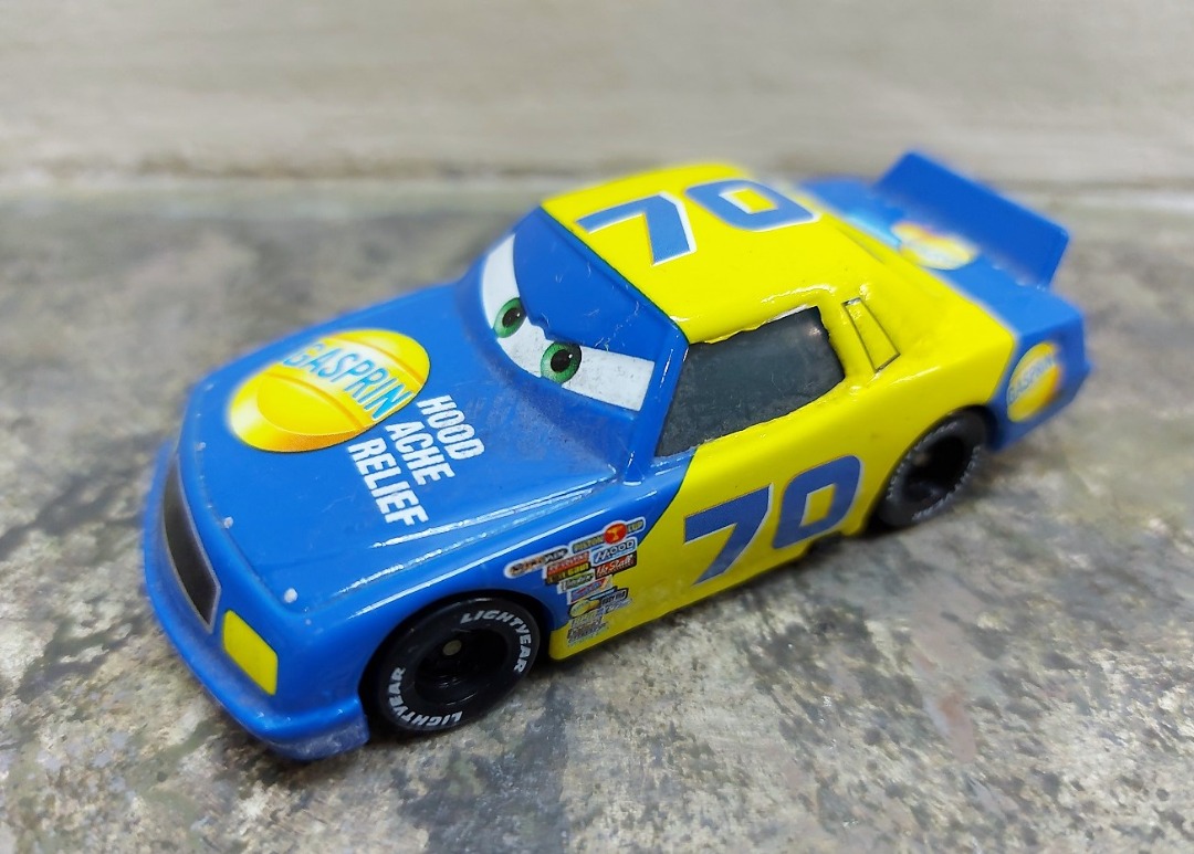 FLOYD MUVILHILL "GASPRIN" - Mattel Disney Pixar Cars 1:55 Diecast ...