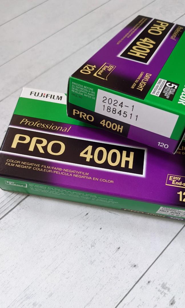FRESH Fujifilm Pro400H 120 (expiry:2024), Photography, Cameras on Carousell