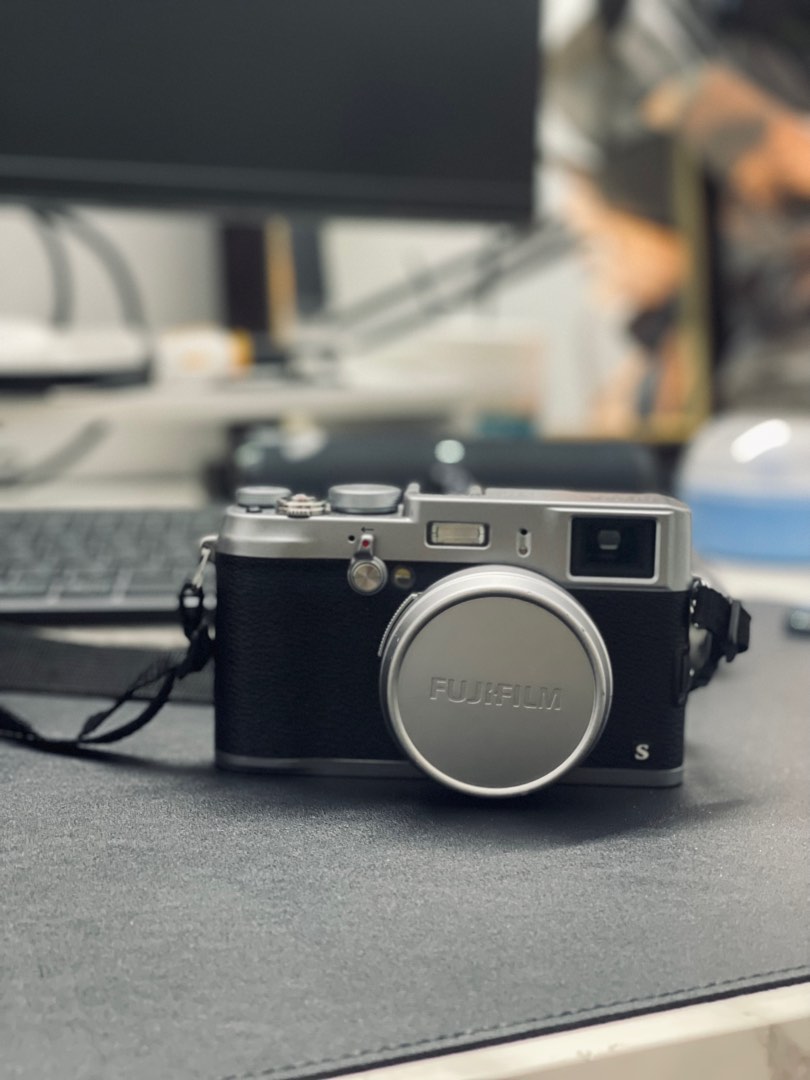Fujifilm X100s, Photography, Cameras on Carousell