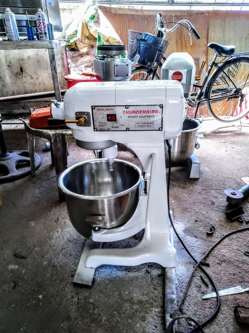 Heavy duty italy made 20quartz cake mixer, TV & Home Appliances ...