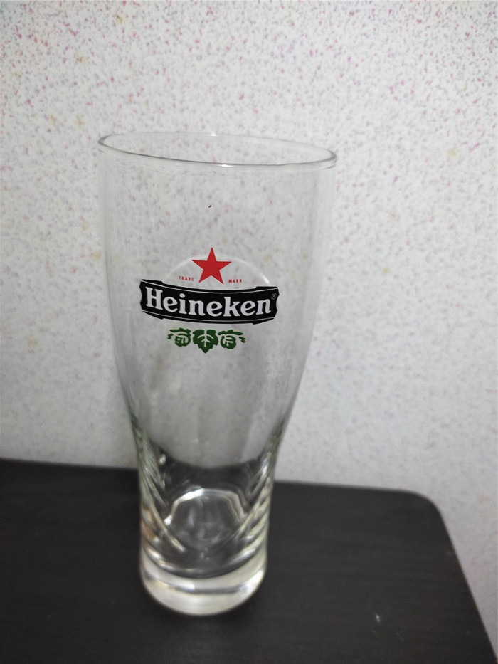 Heineken beer glass 500ml, Furniture & Home Living, Kitchenware ...