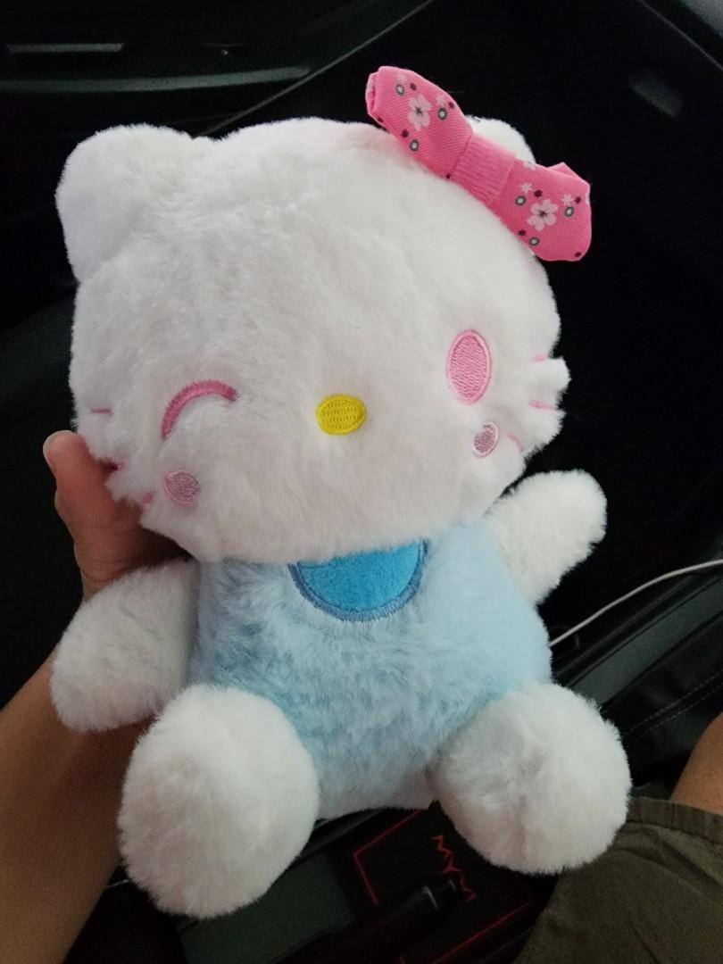 Hello kitty dolls, Hobbies & Toys, Toys & Games on Carousell
