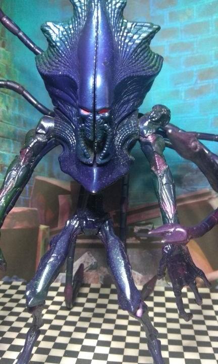 ID4 Purple Aliens figure 10 inches tall, Hobbies & Toys, Toys & Games ...
