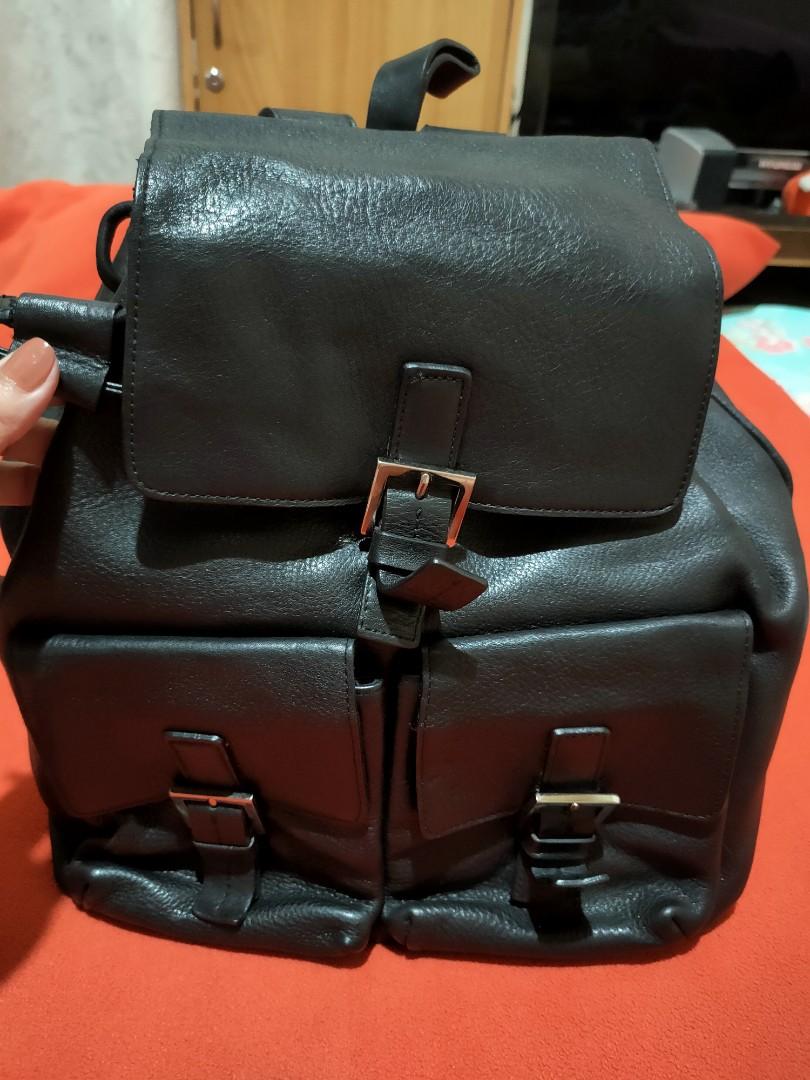 Issac Japan Genuine Leather Backpack, Women's Fashion, Bags & Wallets ...