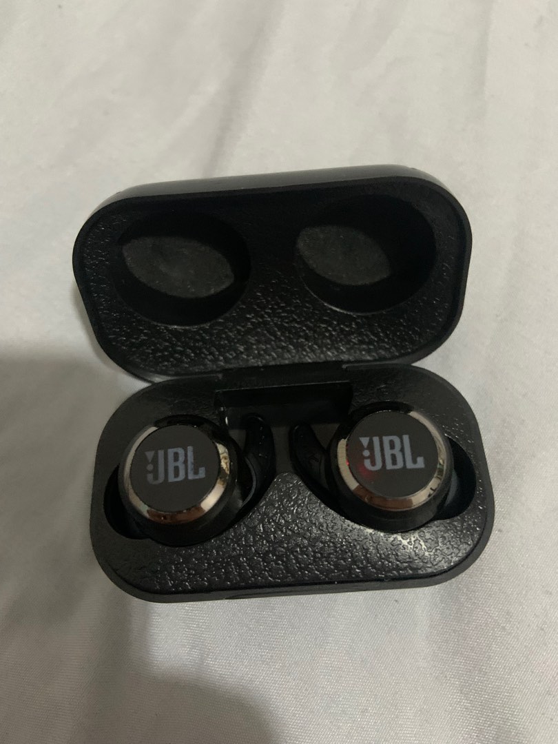 JBL T280 TWS Earbuds, Audio, Earphones on Carousell