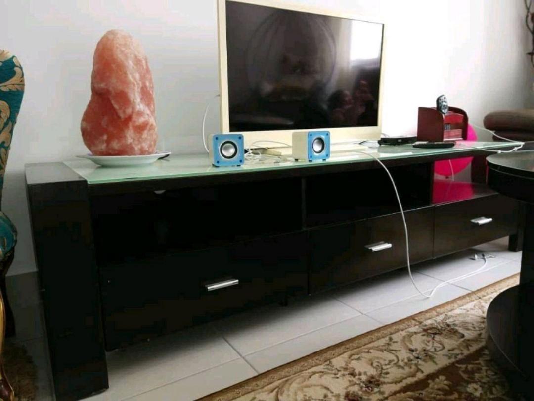 Kabinet TV Kayu Solid, Furniture & Home Living, Furniture, Shelves ...