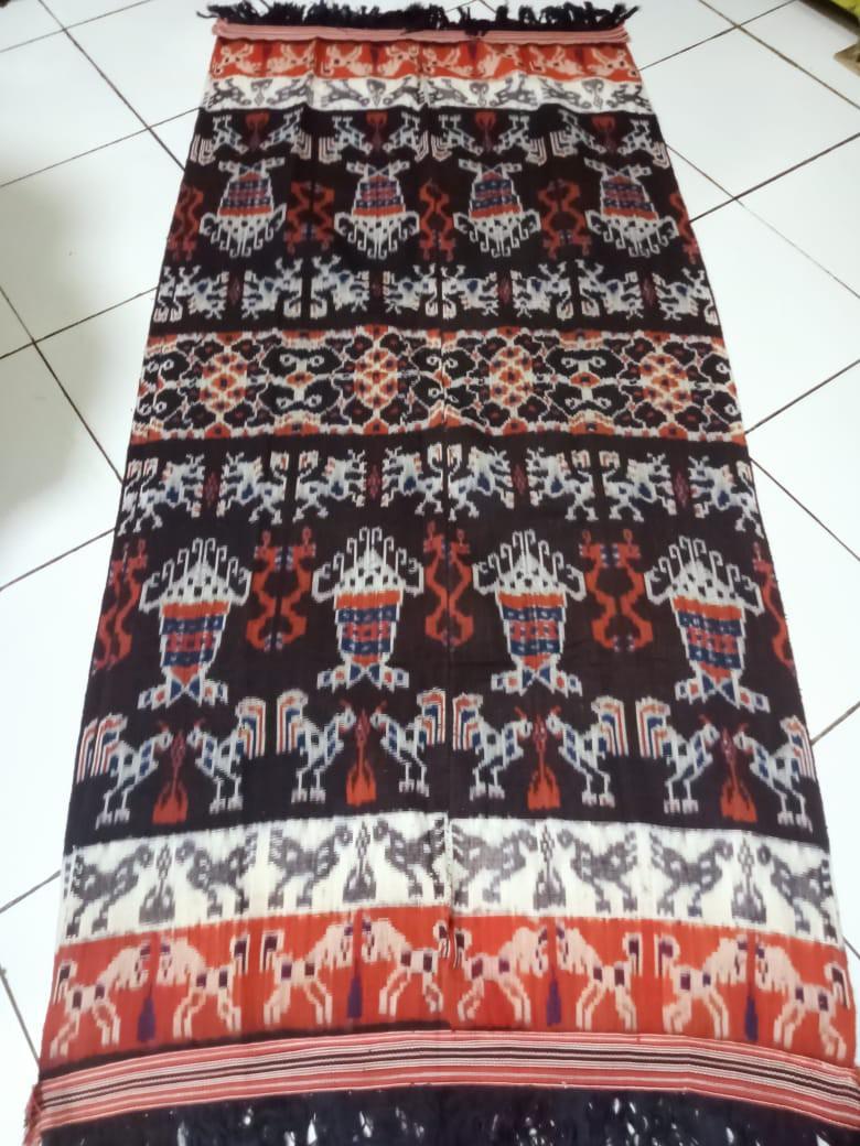 Kain daerah , sumba timur (hinggi kumbu), Desain & Kerajinan Tangan ...
