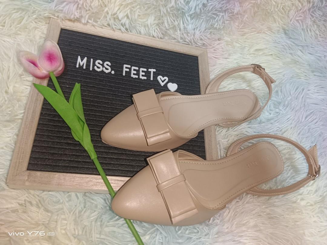 Miss Feet Flat Pointed Shoes Nude, Women's Fashion, Footwear, Flats ...