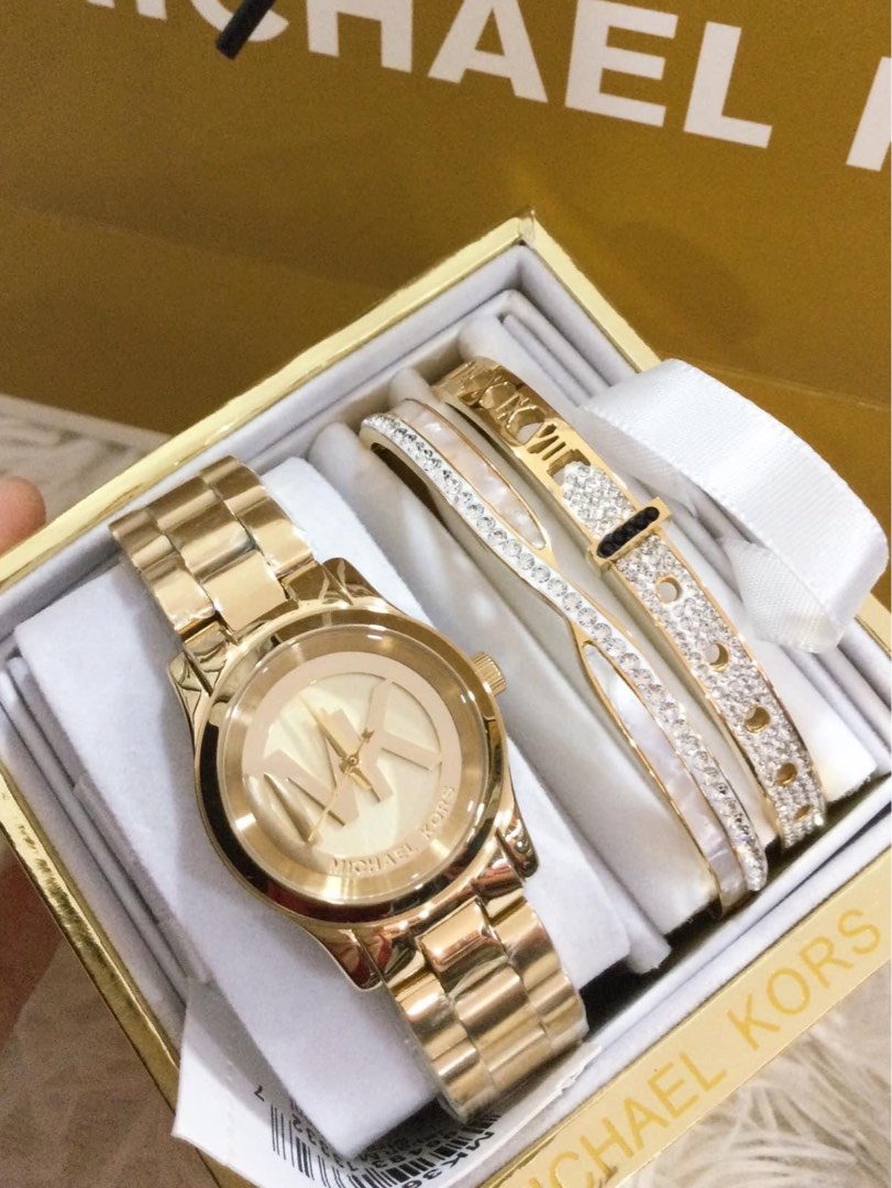 MK SET MINI LOGO WITH BANGLES AUTHENTIC WATCH, Women's Fashion, Watches ...