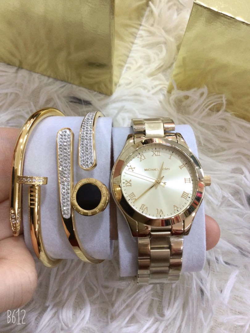 MK SET RUNWAY WITH BANGLES AUTHENTIC WATCH, Women's Fashion, Watches ...