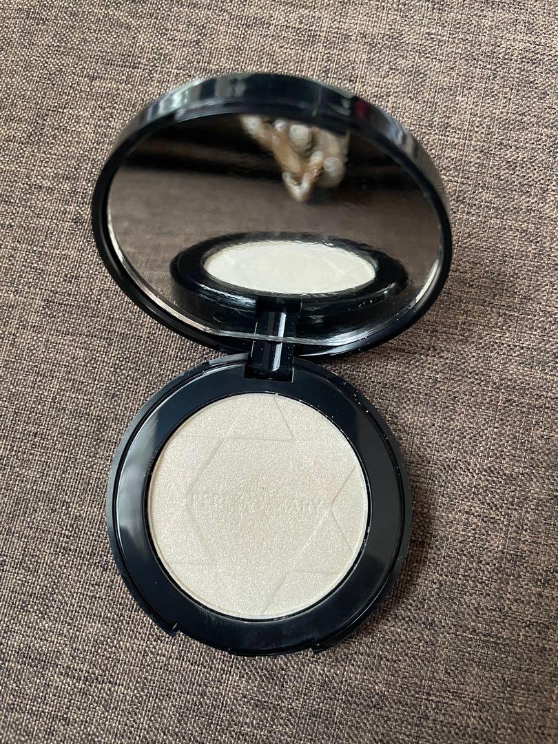 Perfect diary beauty highlighter, Beauty & Personal Care, Face, Makeup ...