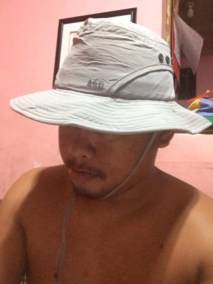 REI coop, Men's Fashion, Watches & Accessories, Caps & Hats on Carousell