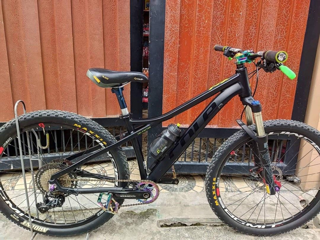 Rush rush Cole tri-factor nx 27.5 small, Sports Equipment, Bicycles ...