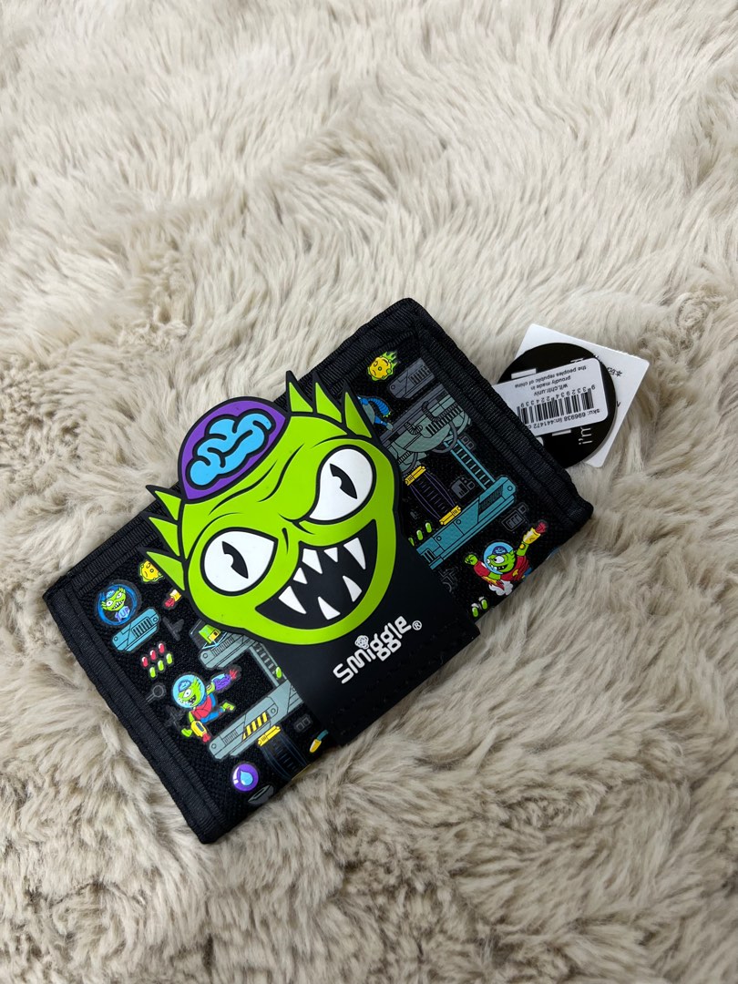 Smiggle Wallet, Men's Fashion, Watches & Accessories, Wallets & Card ...