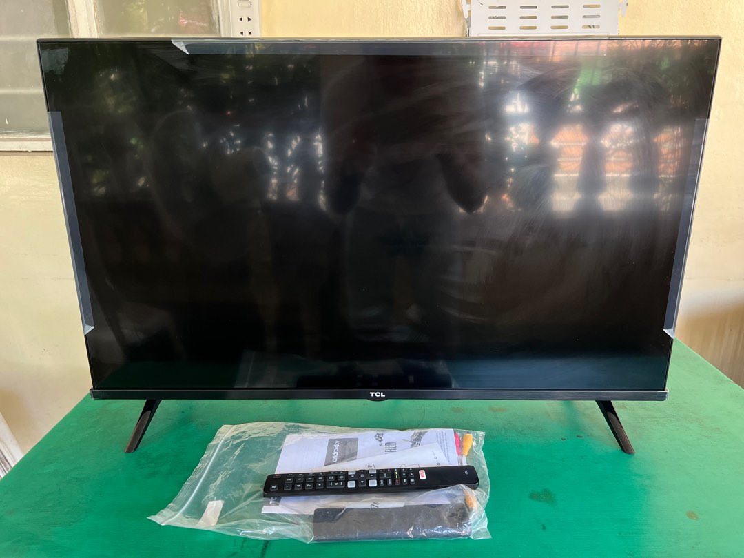 TCL 32inches Smart TV, TV & Home Appliances, TV & Entertainment, TV on ...
