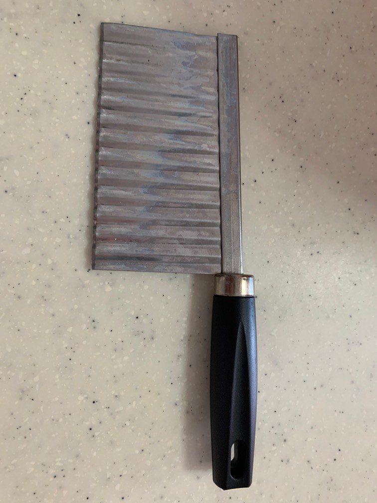 Wave knife to cut baby food, Babies & Kids, Nursing & Feeding, Weaning ...