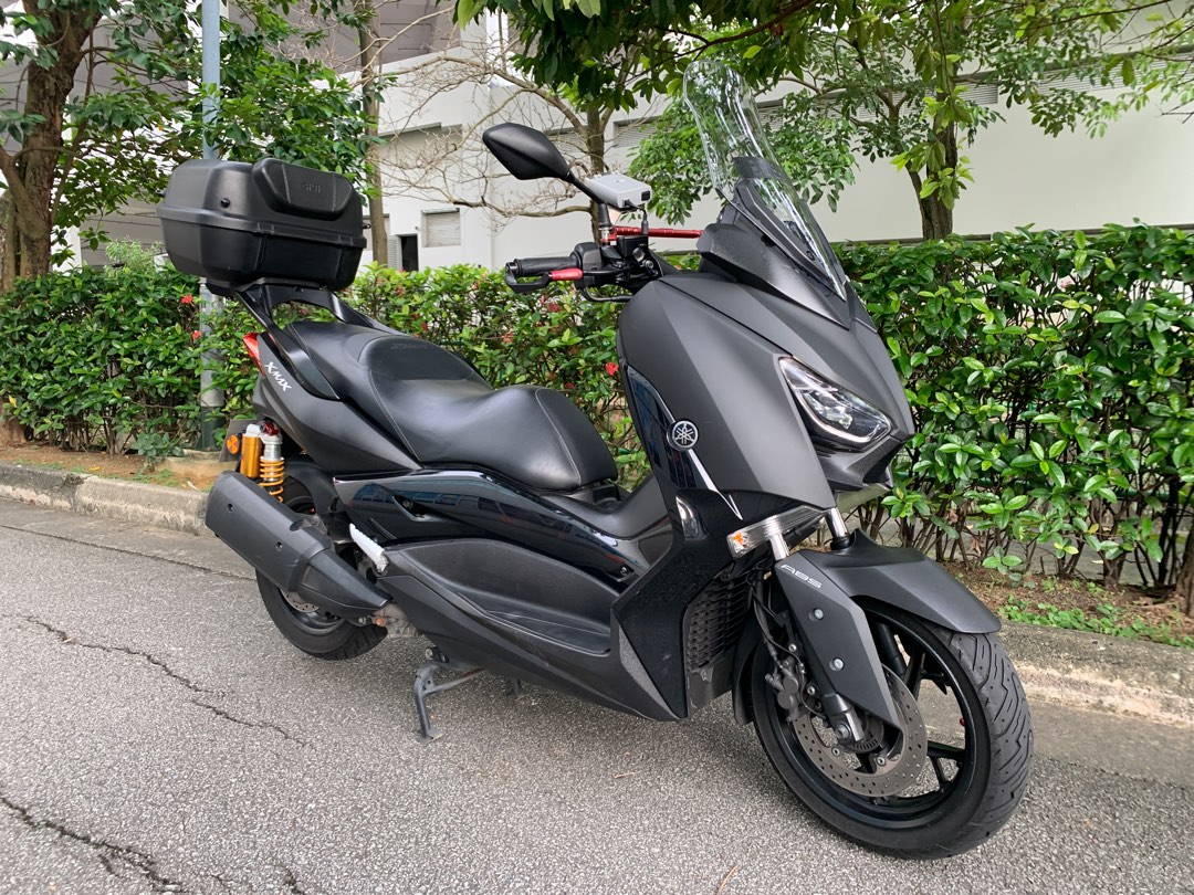 Yamaha Xmax 300 ABS Matt Metallic Black Color. One Meticulous Mature ...