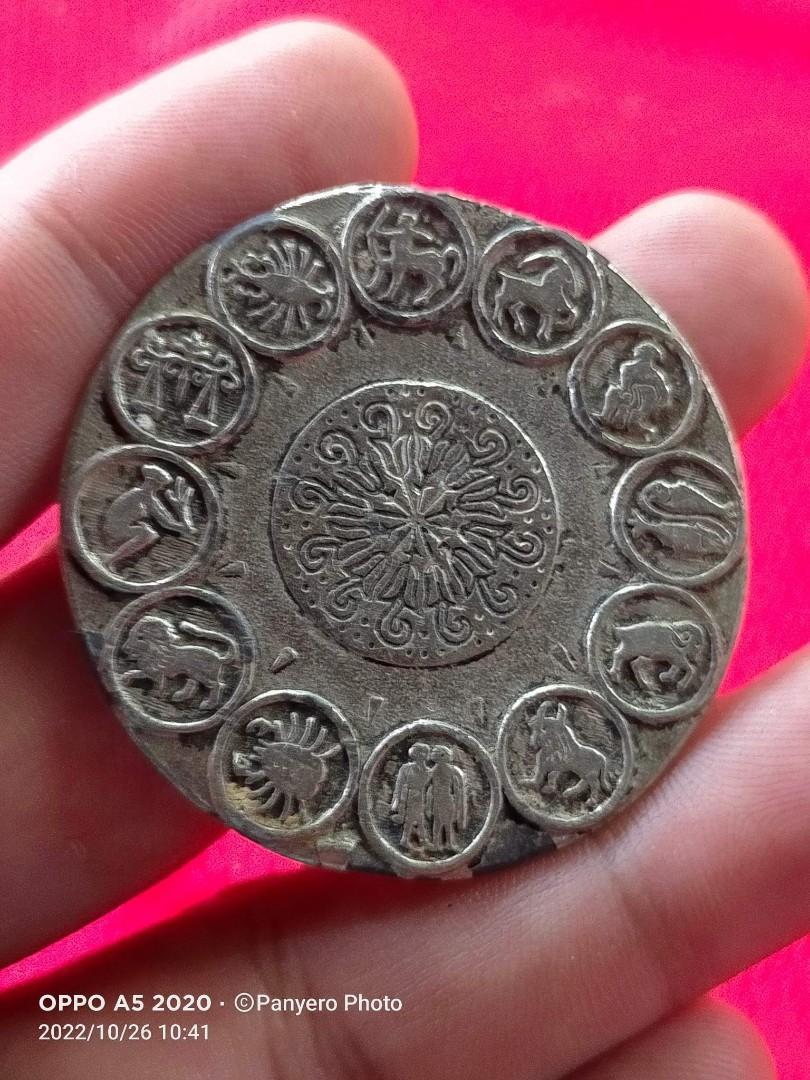 Zodiac sign coin, Hobbies & Toys, Memorabilia & Collectibles, Vintage ...