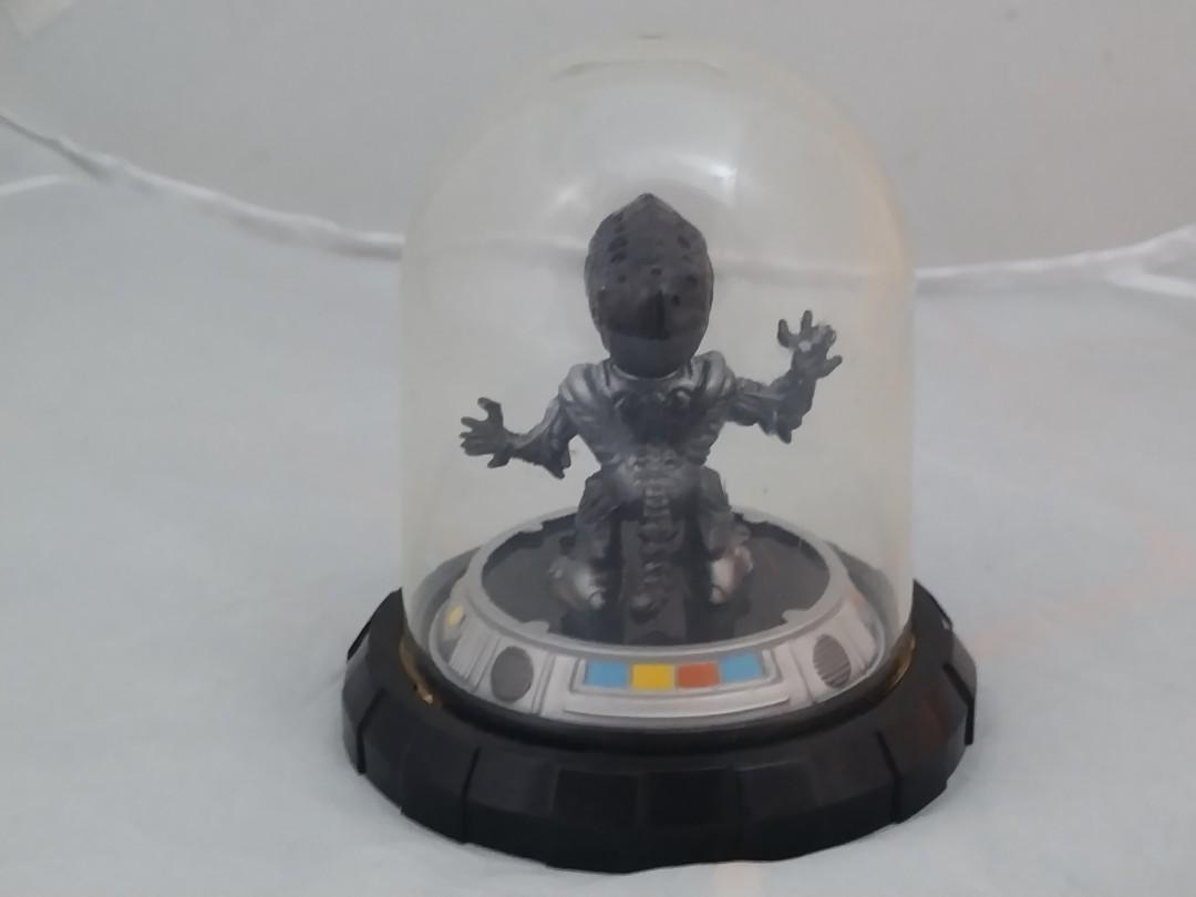 Aliens Xenomorph Vintage Coin Bank Tabung, Hobbies & Toys, Toys & Games ...