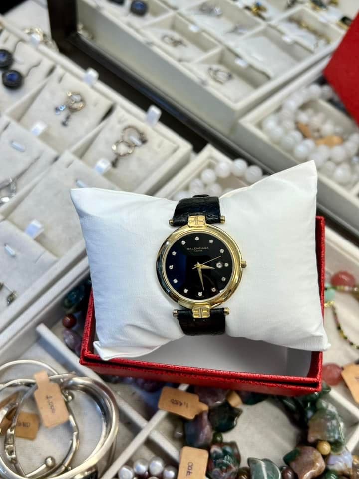 Auth Balenciaga Paris quartz watch, Luxury, Watches on Carousell