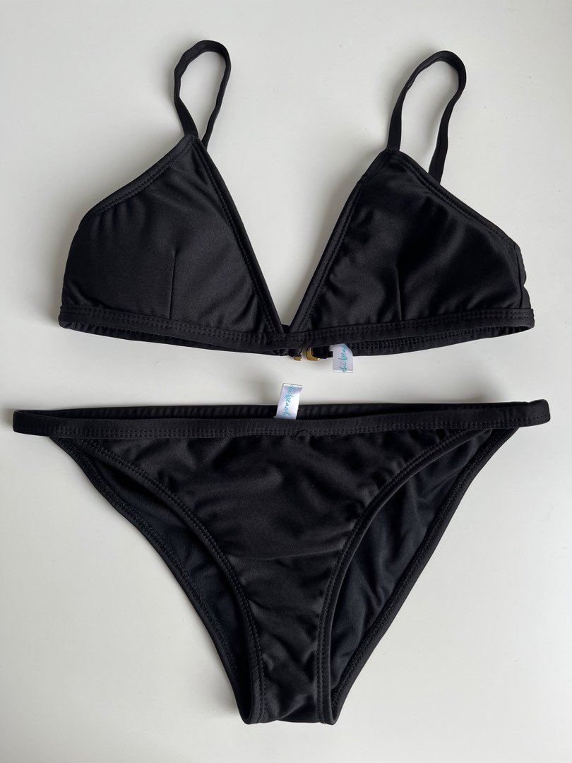 Beyond the Beach Bikini Set, Women's Fashion, Swimwear, Bikinis & Swimsuits on Carousell